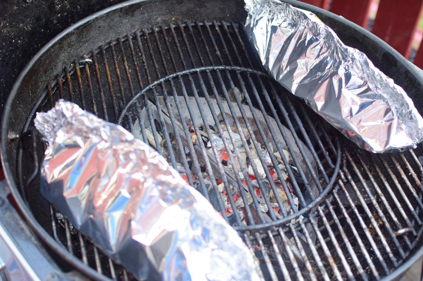 Torsk og nykål på grillen - Hele middagen samlet i en pak... | Gladkokken