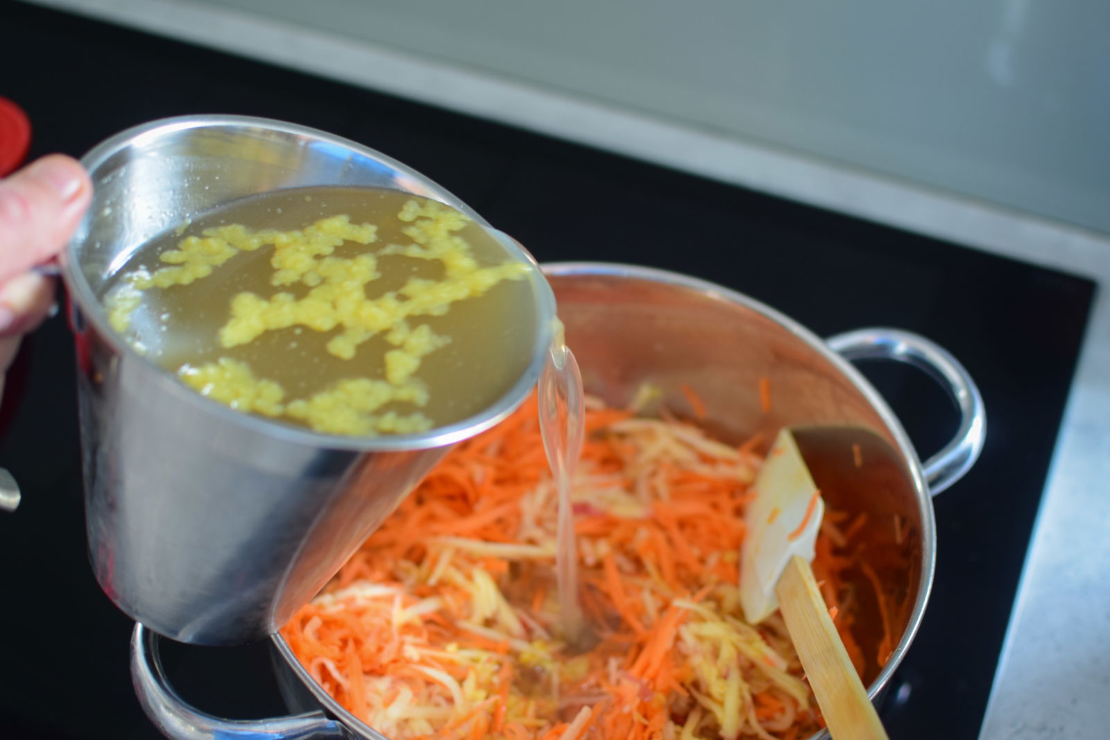 Indisk kyllingsuppe - En spennende smakskombinasjon! | Gladkokken