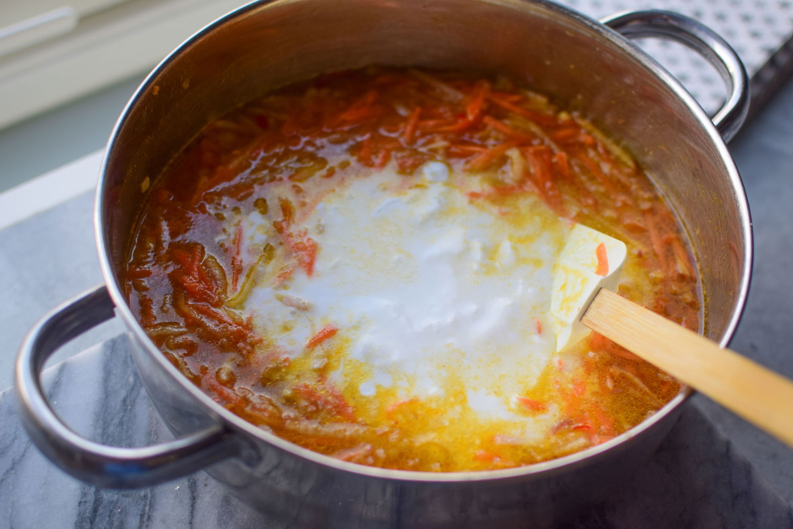 Indisk kyllingsuppe - En spennende smakskombinasjon! | Gladkokken
