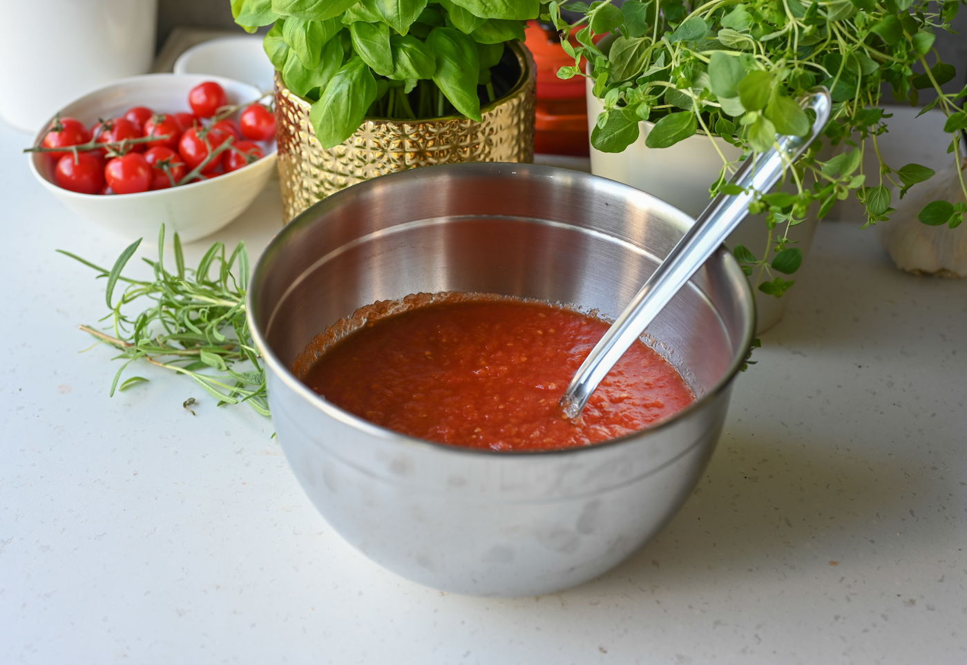 Napolitansk Pizzasaus - Kanskje verdens beste tomatsaus! | Gladkokken