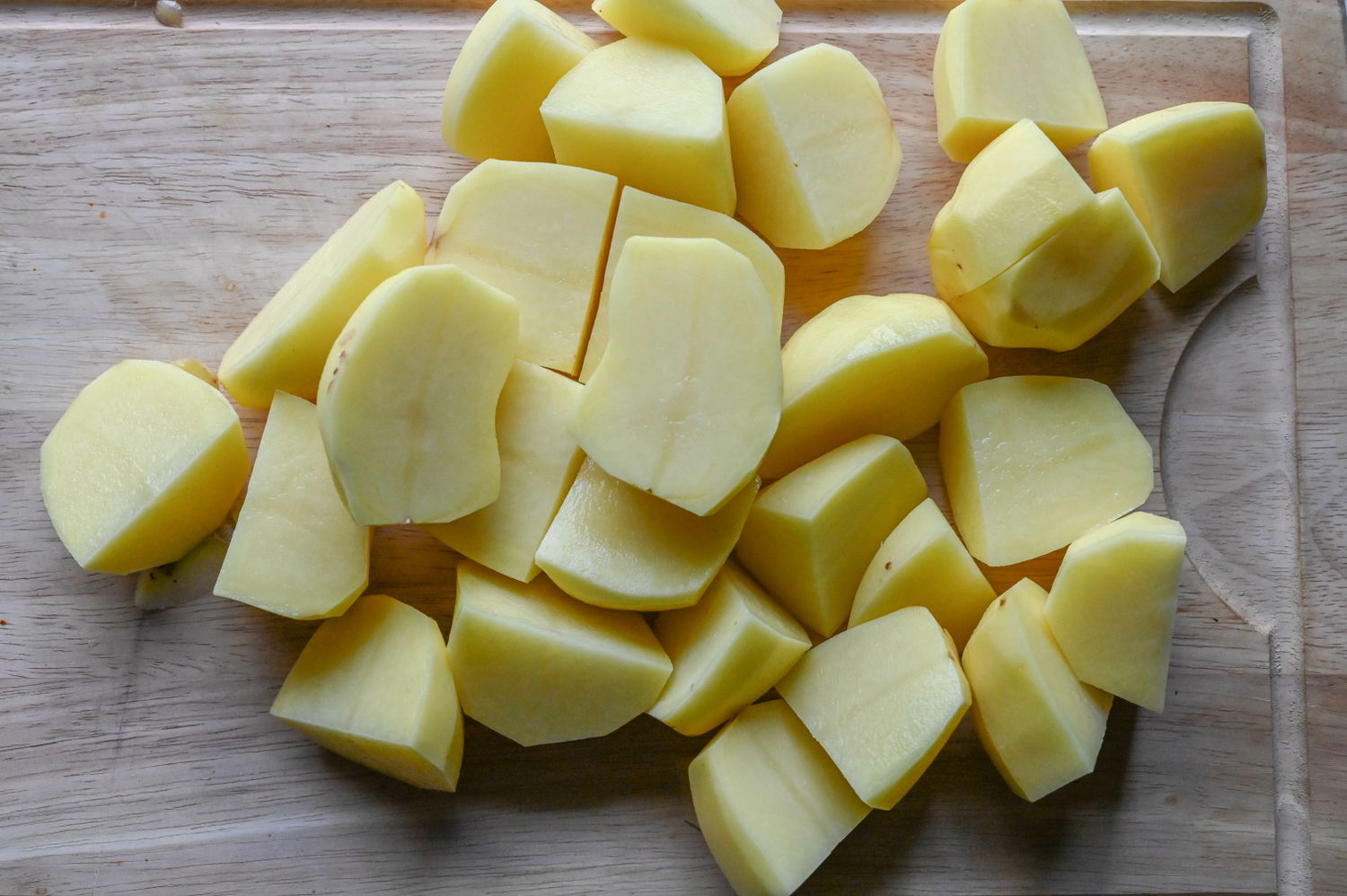 Indisk lammegryte med poteter - Aloo Mutton Curry | Gladkokken