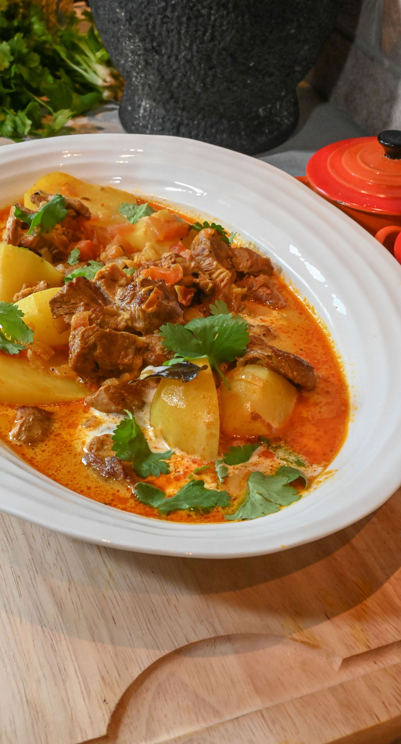 Indisk lammegryte med poteter - Aloo Mutton Curry | Gladkokken