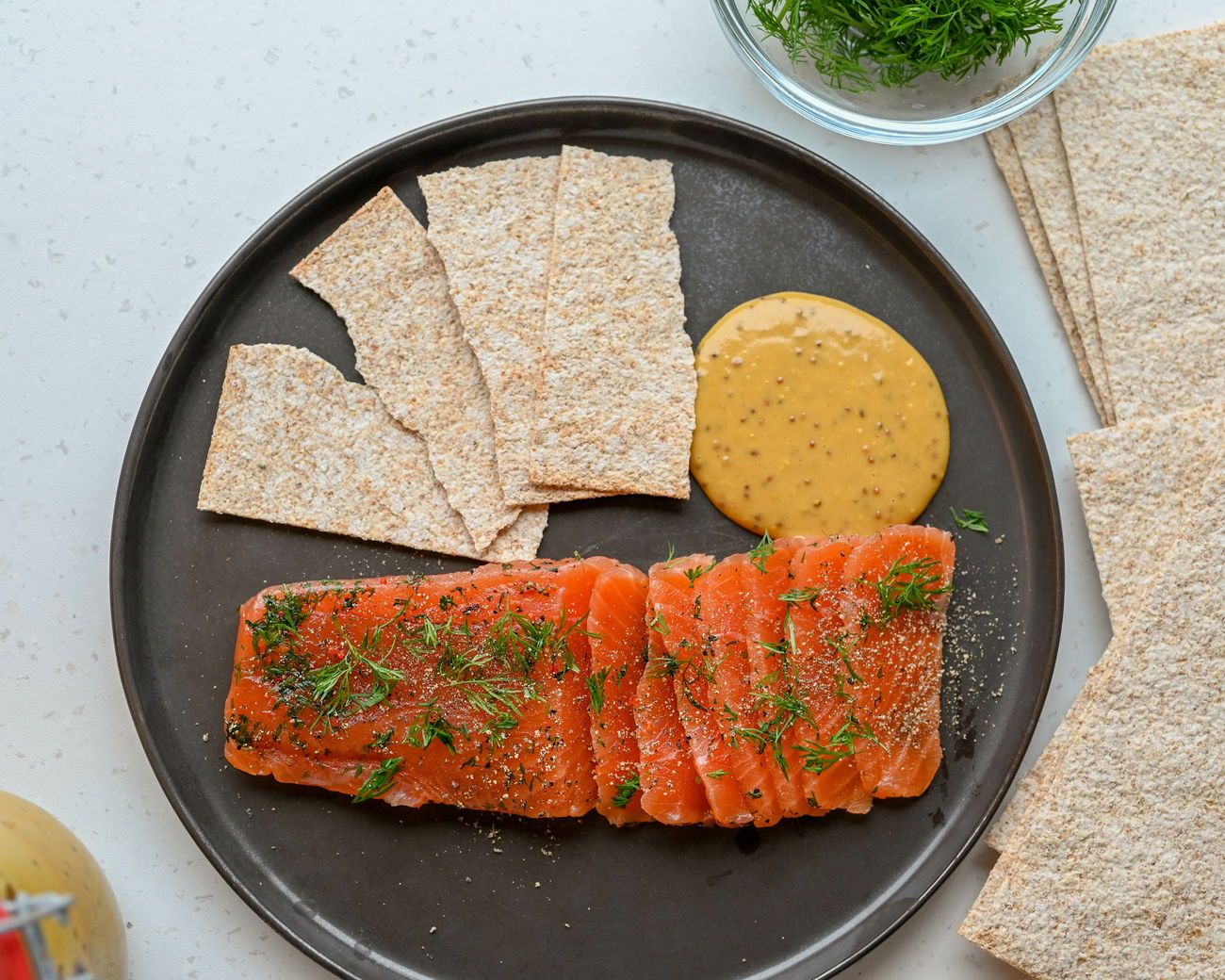 Hjemmelaget Gravlaks - Enkel oppskrift og fantastisk resu... | Gladkokken