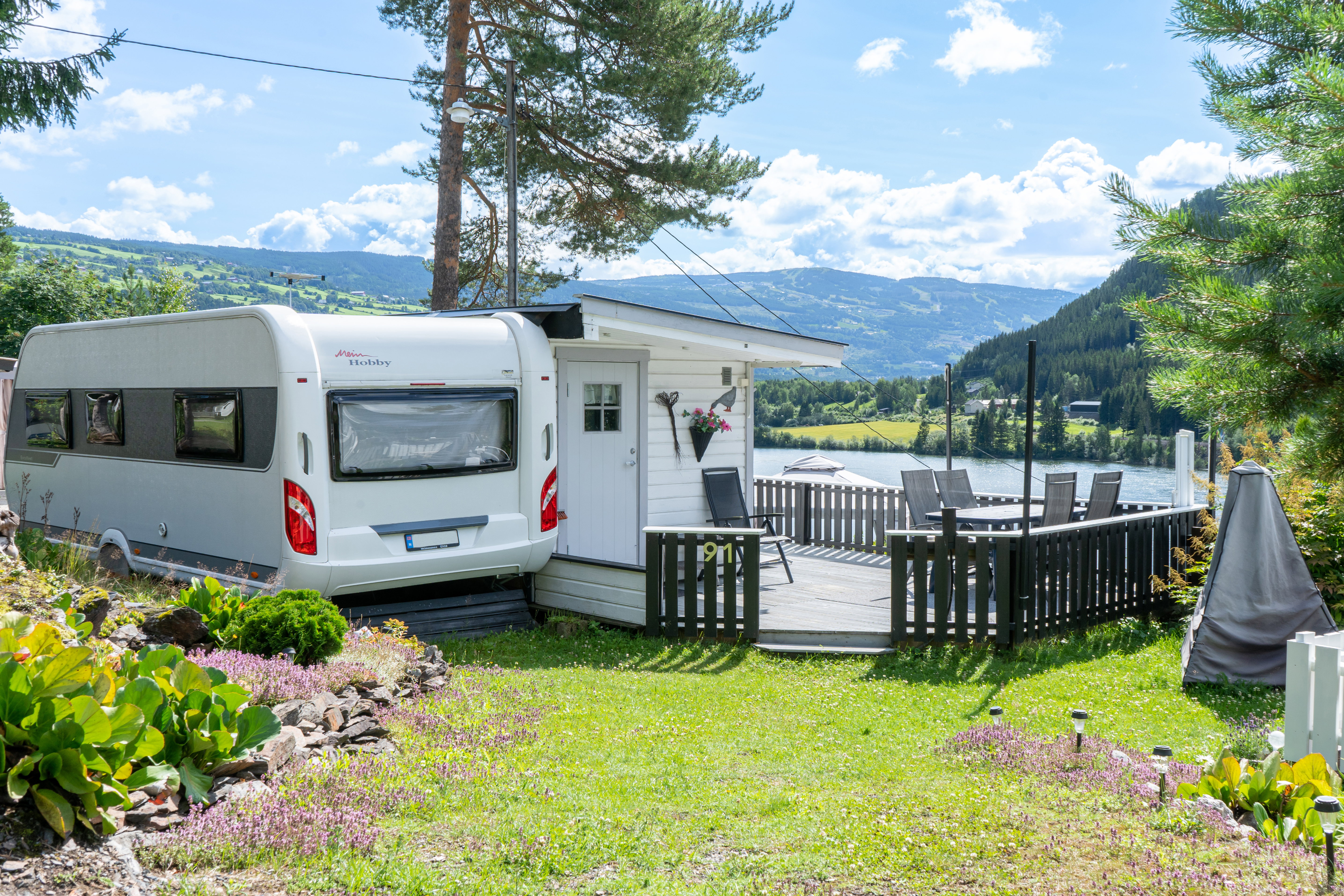 Camping in Norway – cabins, campervan and tent pitches