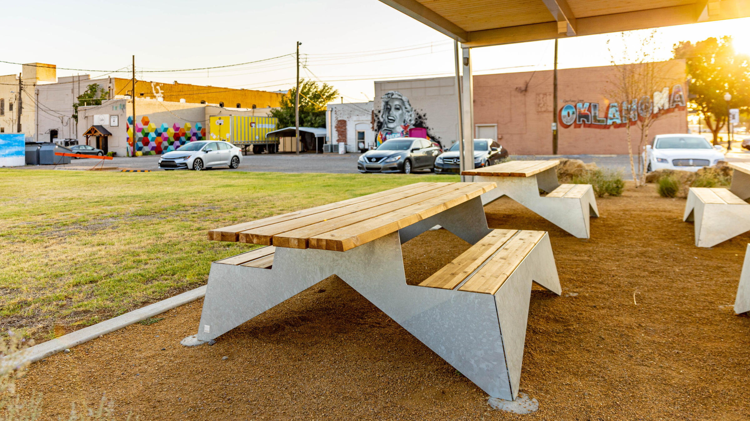 STOOP picnic table | Vestre
